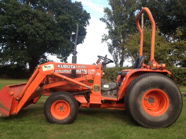 .Kubota B2150 Fitted with Loader, Kubota Compact Loader Tractor ...